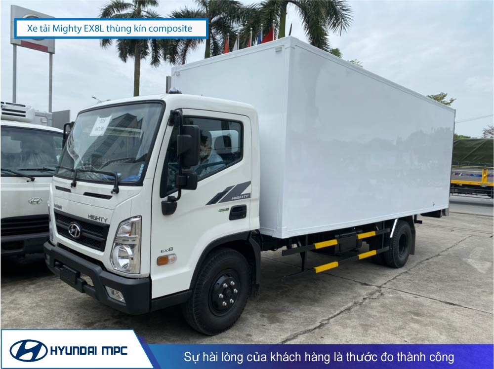 Xe tải Hyundai EX8 bản GTL và EX8L thùng kín composite