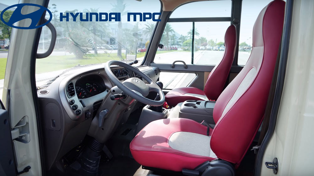 Giá bán, đánh giá chi tiết về xe khách Hyundai County 29 chỗ
